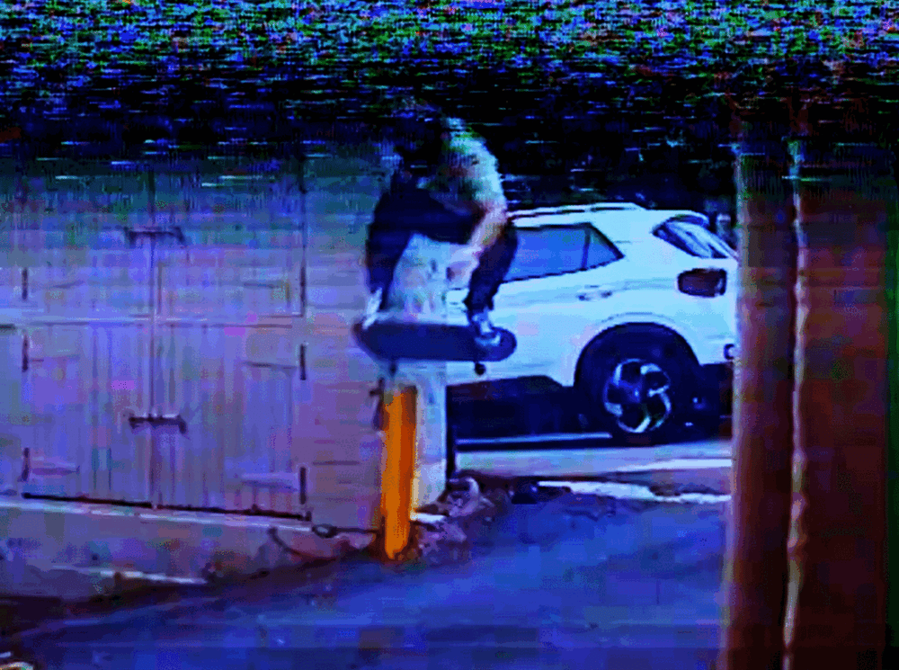 Middle Store | Skateboarding, Audio & Visual