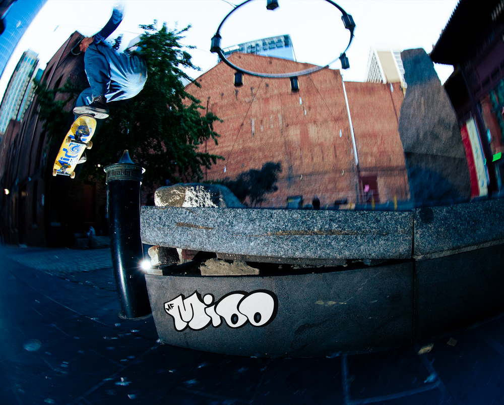 Middle Store | Skateboarding, Audio & Visual